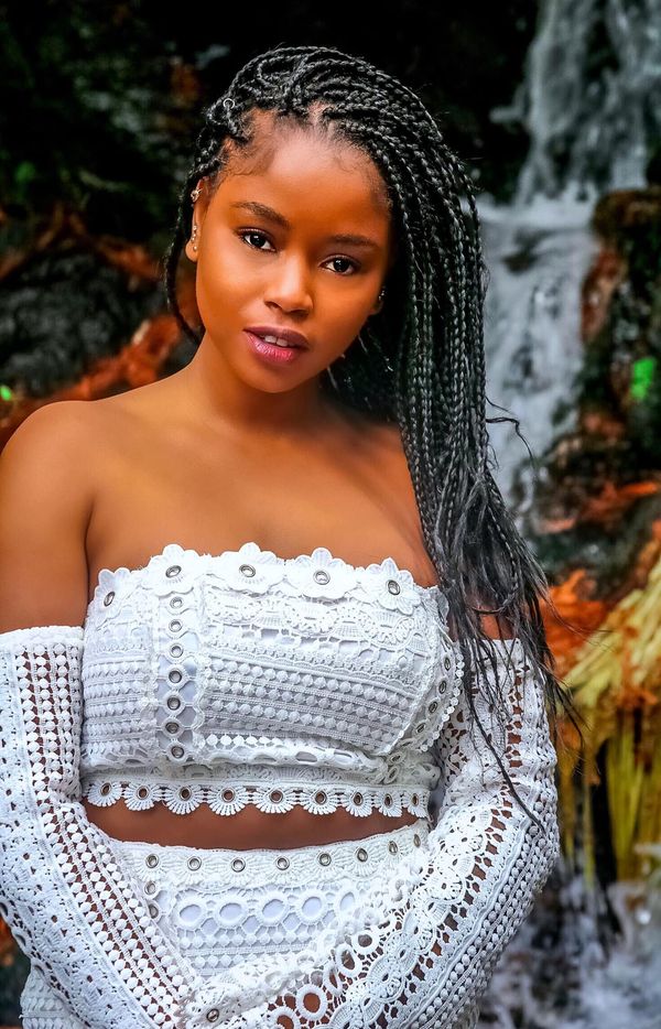 Sensational Sierra Leonean Singer, Heyden Adama Stuns in New Hot Photos